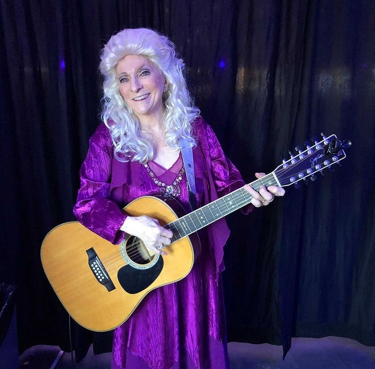 Judy Collins, a sus 82 años, anuncia su primer álbum sólo con material ...