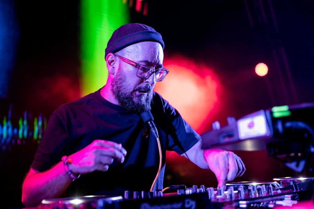 Estreno: DJ Coco remezcla 'Bizcochito' de Rosalía