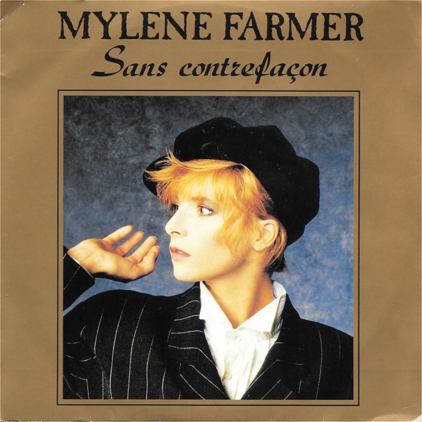 'Sans contrefaçon': Mylène Farmer explorando su infancia andrógina