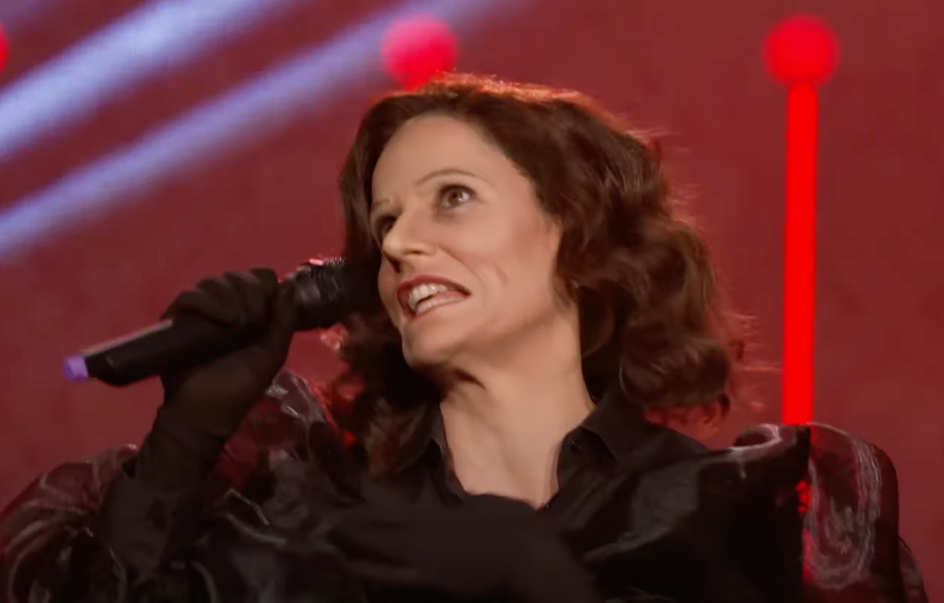 Ayuso no es 'Zorra', es 'Facha' en la parodia de 'Polònia ...