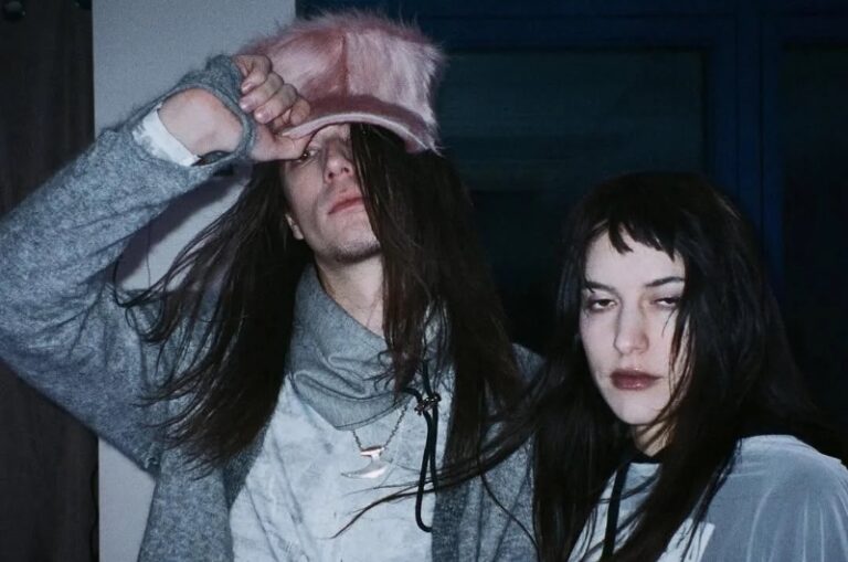 Ven a un lugar más seguro, con Oklou y Bladee – jenesaispop.com