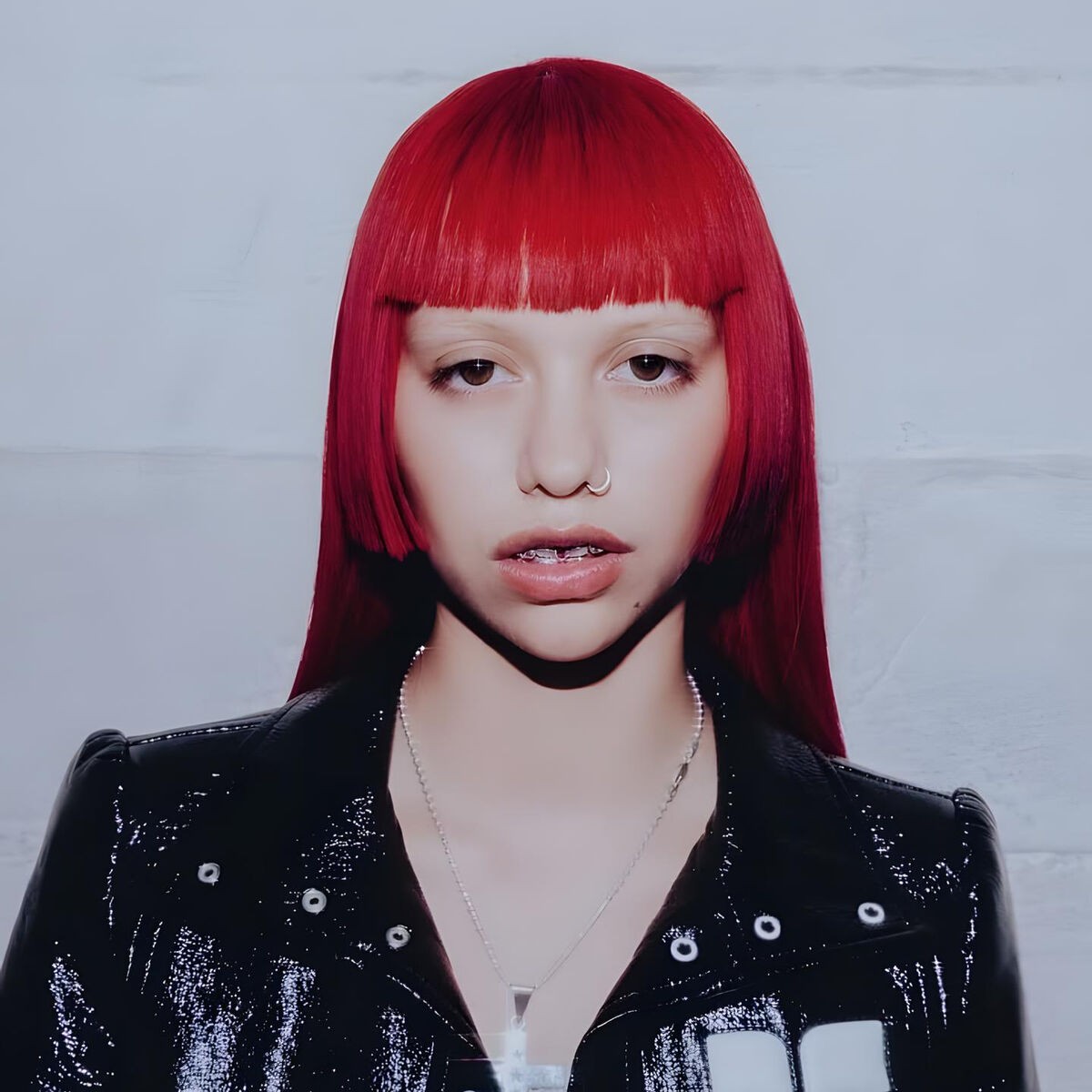 Amaral, Sharon Van Etten, Oklou, AKRIILA... en el top 40 de JNSP