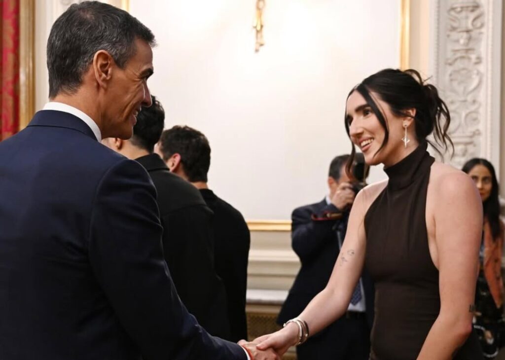 Pedro Sánchez cambia de gustos musicales, sin abandonar el indie