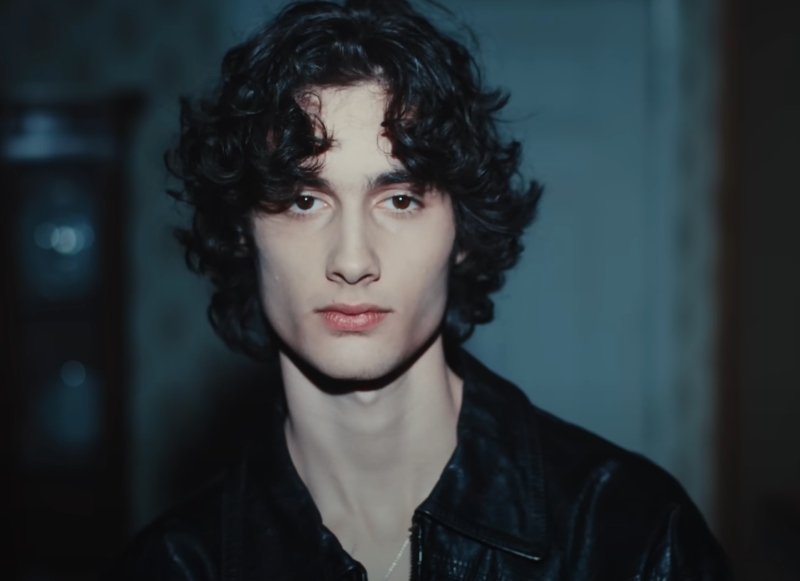 sombr es la nueva estrella del pop trágico anglosajón – jenesaispop.com